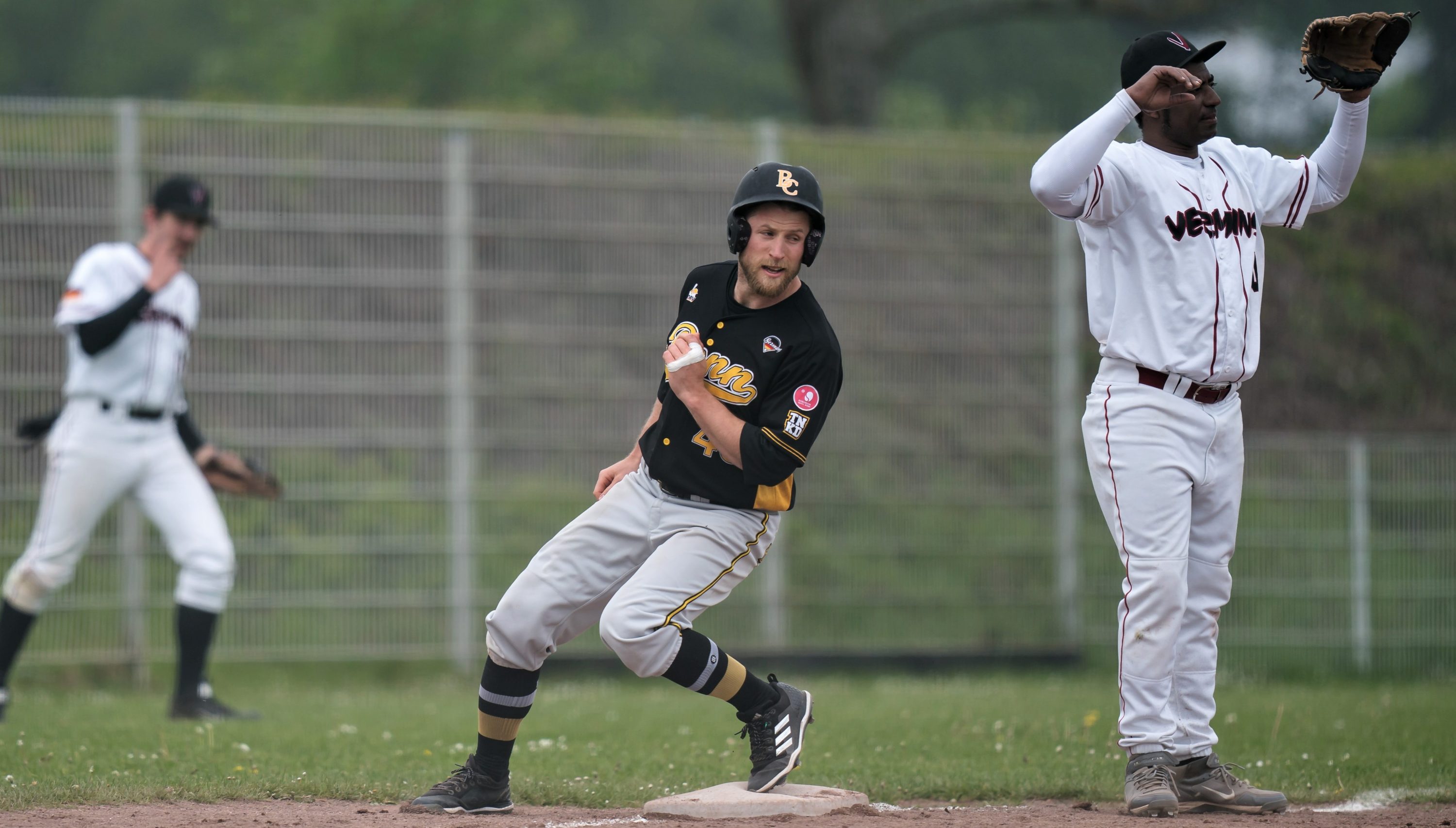 Siege mit neuer Pitcherriege